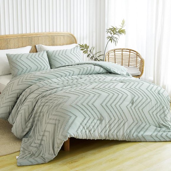 Boutique | Bedding | Tranquil Sage Green Chevron King Size Bed Zigzag Comforter Shams Bedding ...